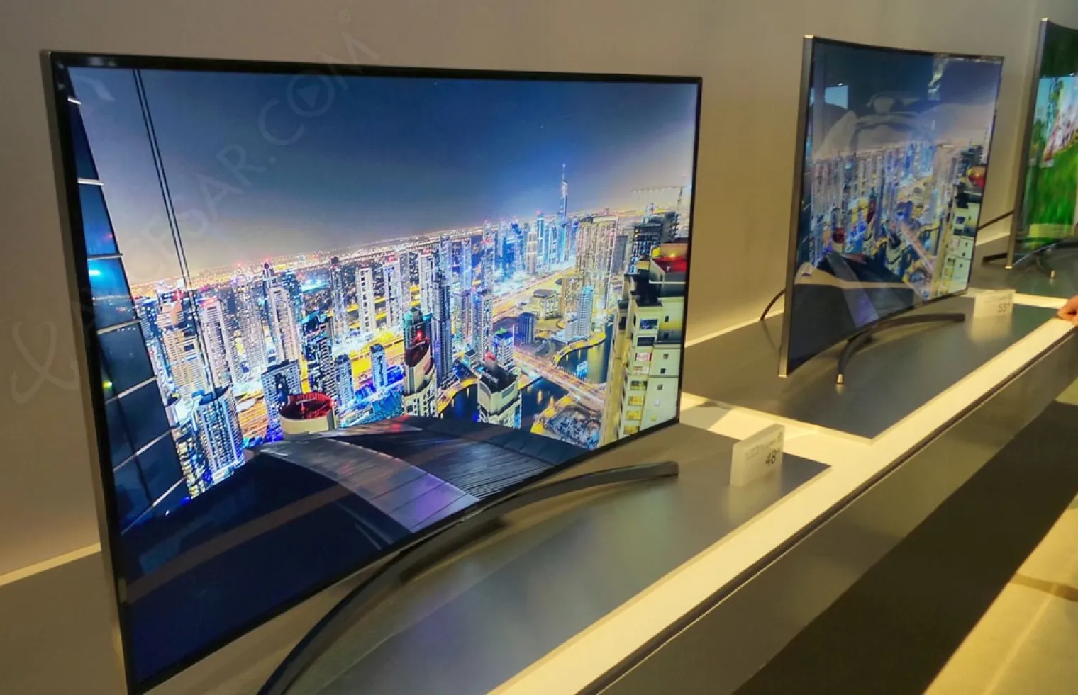 CES 14 > TV LED Samsung H8000