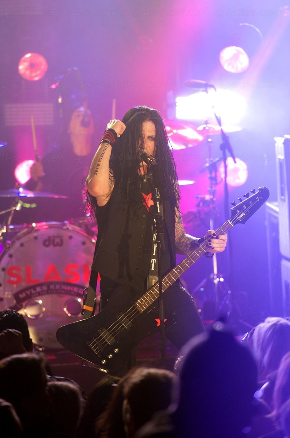 Slash Featuring Myles Kennedy & the Conspirators : l'esprit des Guns en ...