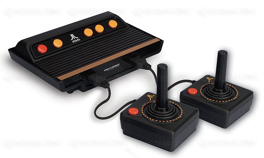 Mini consoles Sega Megadrive Flashback et Atari VCS‑2600 Flashback ...